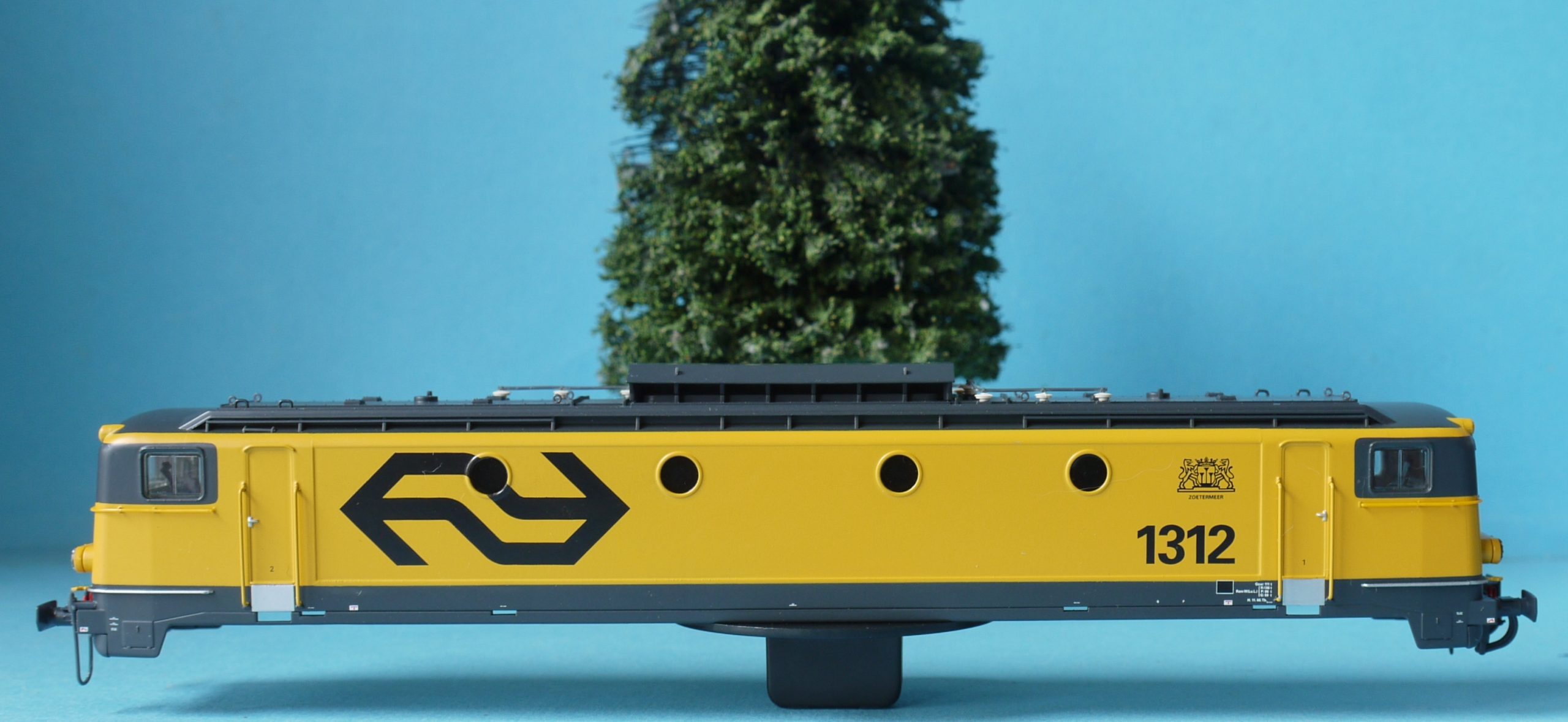HR2251/08 Hornby Rivarossi Bodyshell for Electric Loco CoCo 1312 NS ...