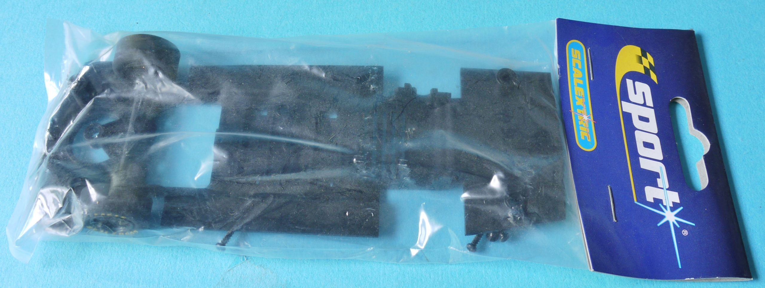 W9698 Scalextric Spare Underpan + Front Axe for NASCAR Chevrolet Impala ...